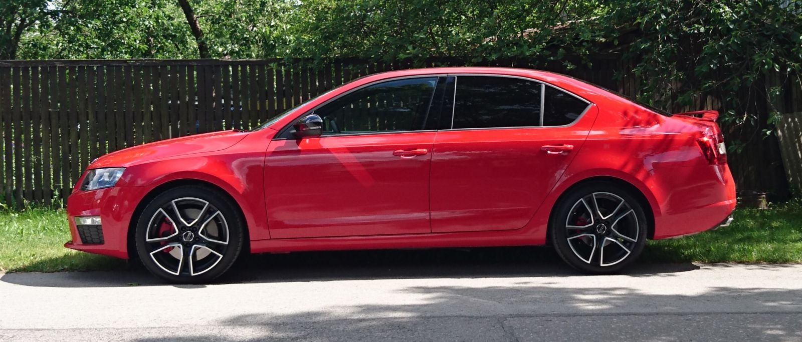 Octavia VRS TSI corrida red - Octavia MK III 2013-Present - BRISKODA