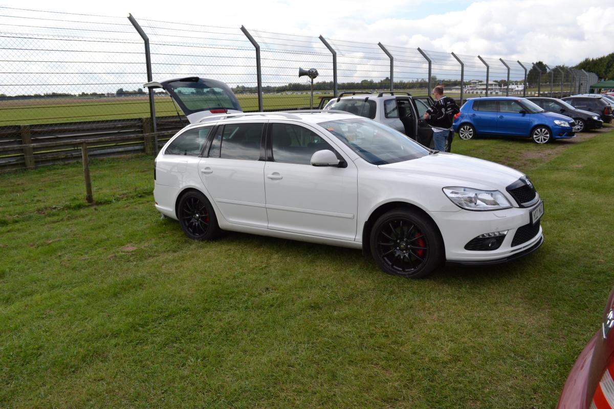 mk2 Front Lip Splitter - Skoda Octavia Mk2 (2004 - 2013) - BRISKODA