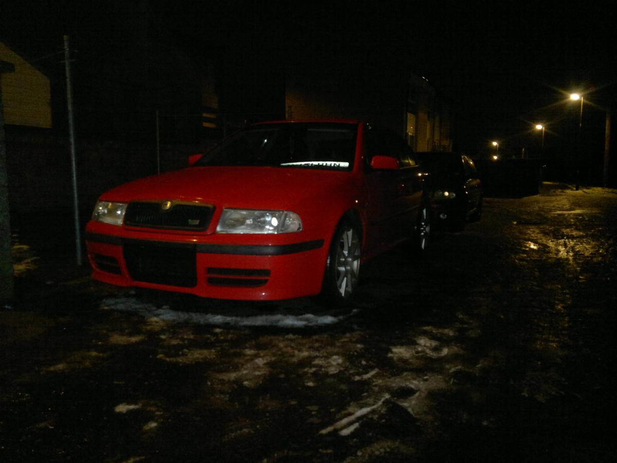 lost the back end in the snow.. - Skoda Octavia Mk1 (1996-2004) - BRISKODA