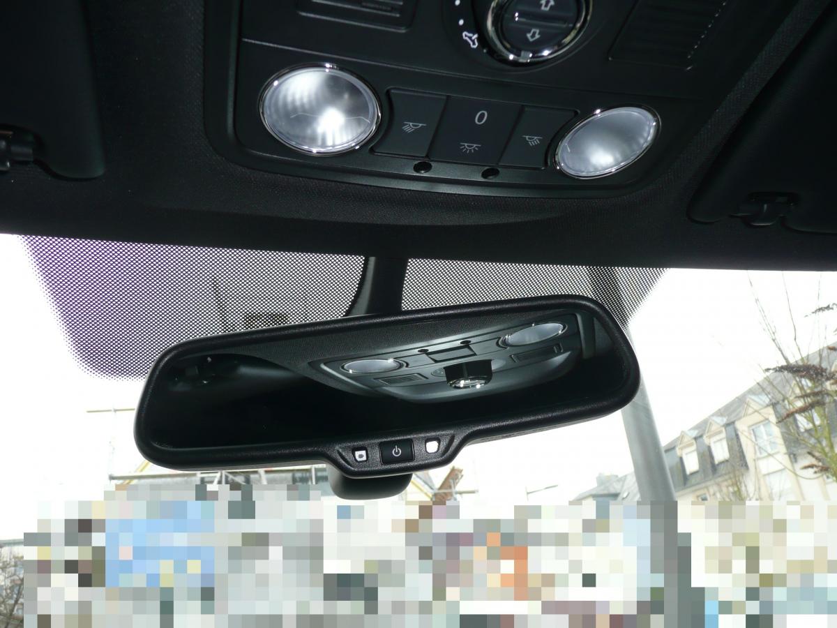 Additional rearview mirror inside - Skoda Octavia Mk3 (2013 - 2020 ...