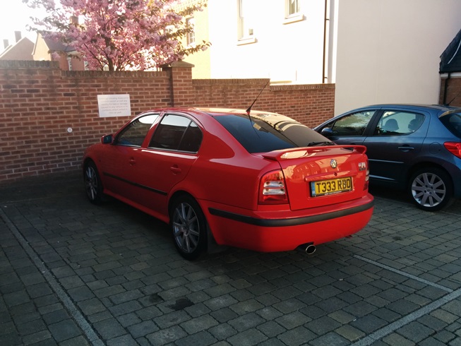 Zowow's mk1 Octy vRS (oh no another red one) - Octavia Projects - BRISKODA