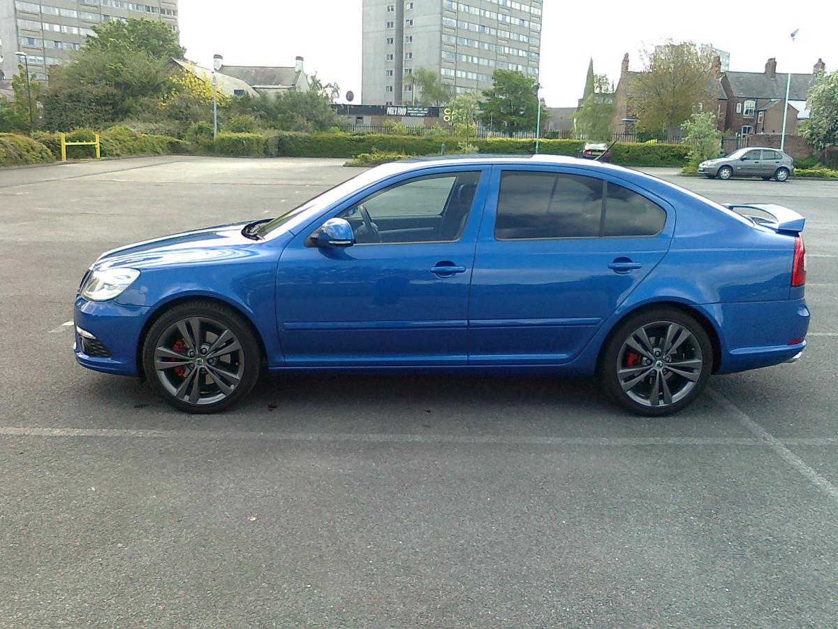 its been lowered... I think! - Skoda Octavia Mk2 (2004 - 2013) - BRISKODA