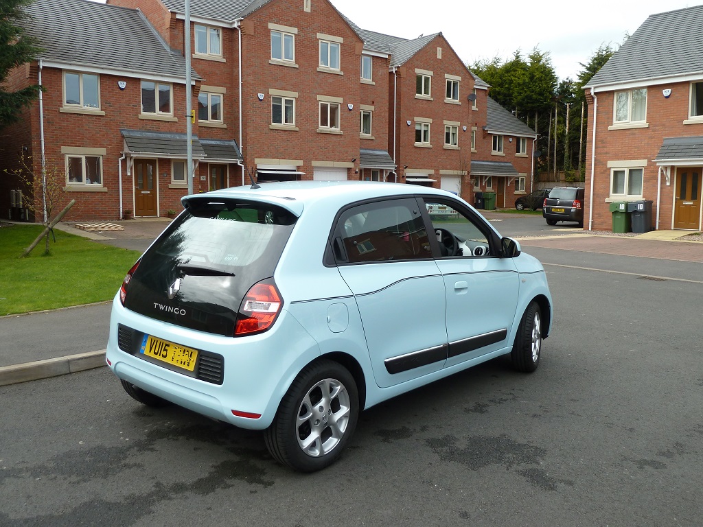 Renault Twingo 0.9 TCE Dynamique - Reviews - BRISKODA