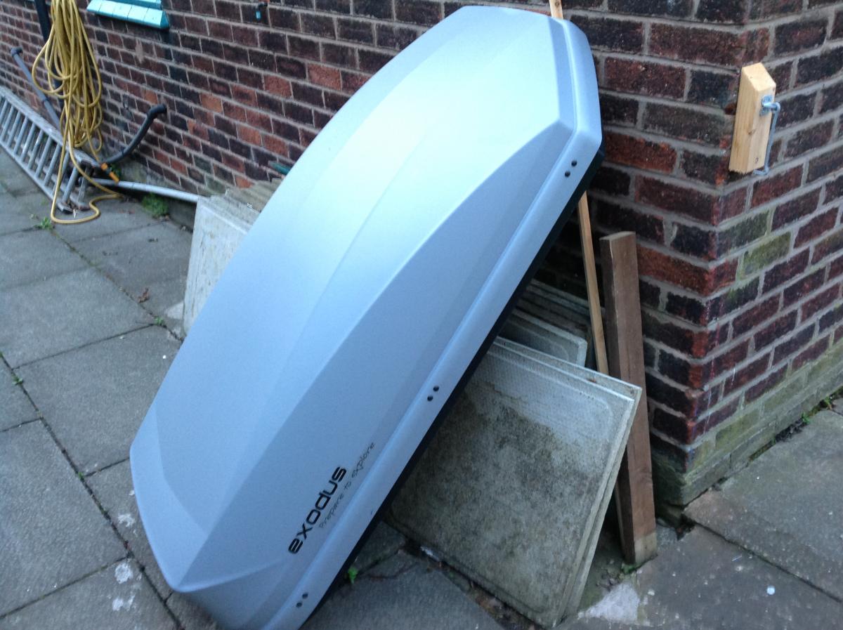 Halford's Exodus 470L roof box with easy fit system. - Parts For Sale ...