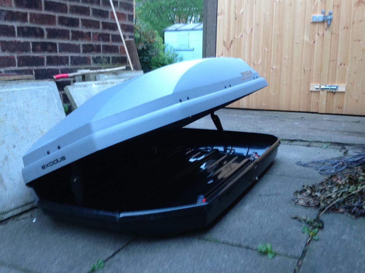 Halford's Exodus 470L roof box with easy fit system. - Parts For Sale ...