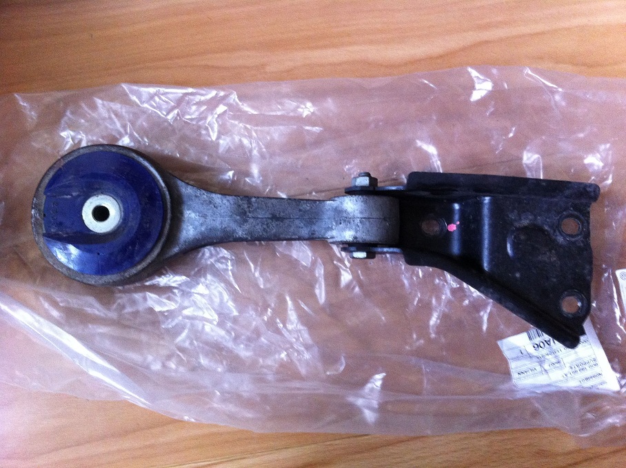 SUPERPRO LOWER DOG BONE MOUNT BUSH FABIA VRS - Parts For Sale - BRISKODA