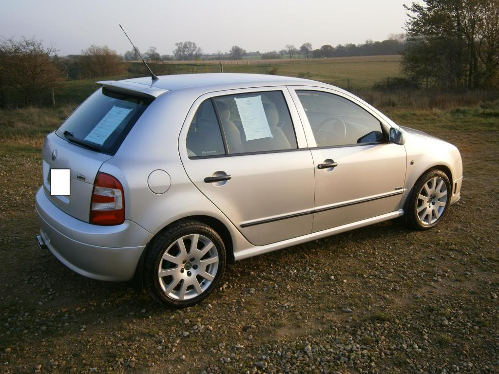 Diamond Silver Hybrid VRS - Cars For Sale - BRISKODA