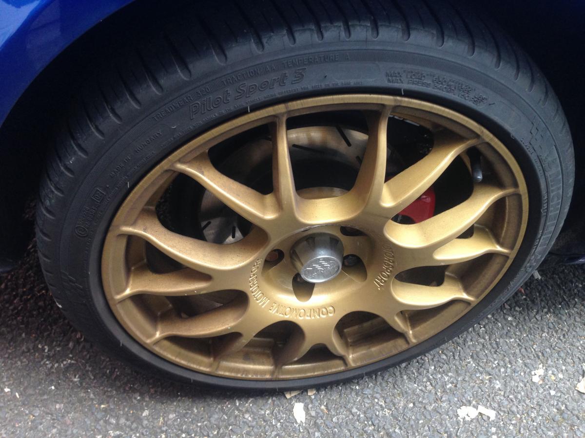 Swap Gold Compomotive CXT 1880s Wheels for Standard Octavia VRS MK2 ...