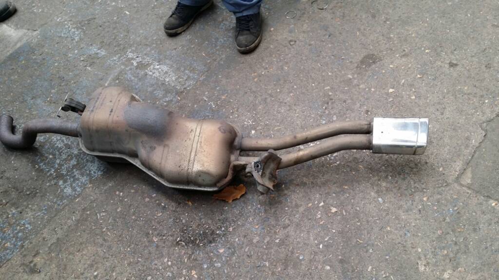 Octavia mk1 back box and center box - Parts For Sale - BRISKODA
