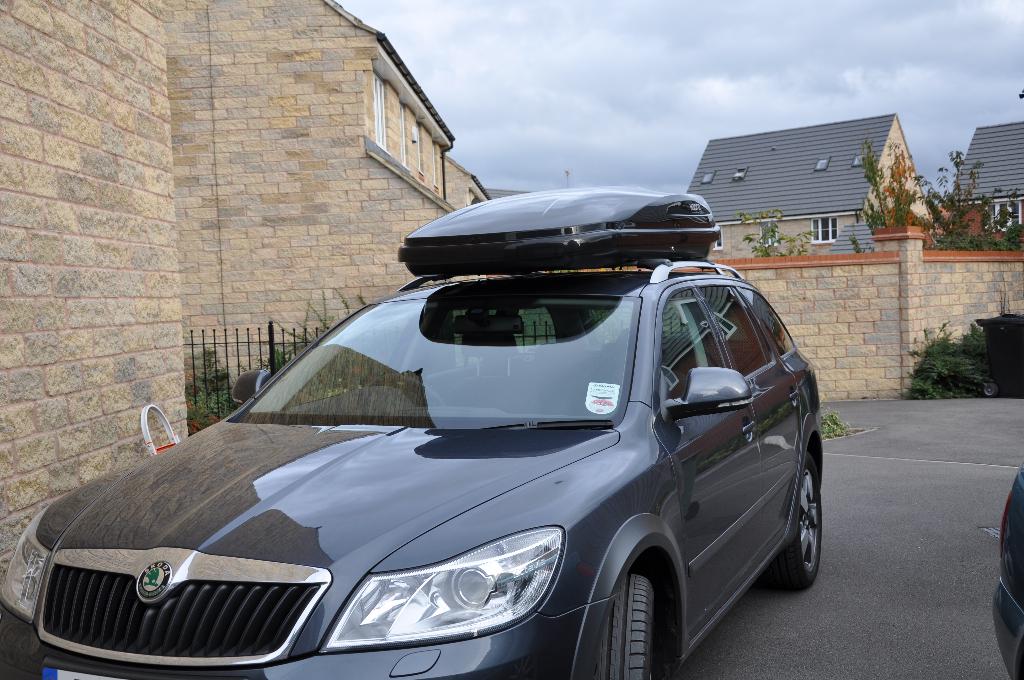Scout + Wispbars .... and now + roof box - Skoda Octavia Mk2 (2004 ...