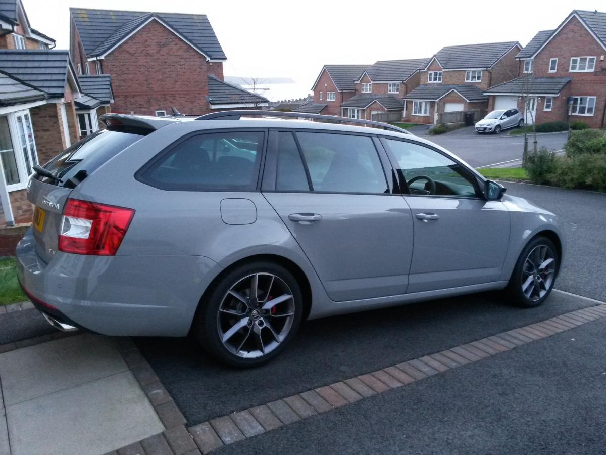 Meteor Grey VRS - Skoda Octavia Mk3 (2013 - 2020) - BRISKODA