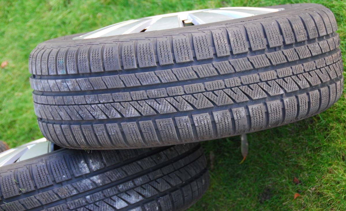 Genuine Skoda Steel Wheels and Bridgestone Winter Tyres - Parts For ...