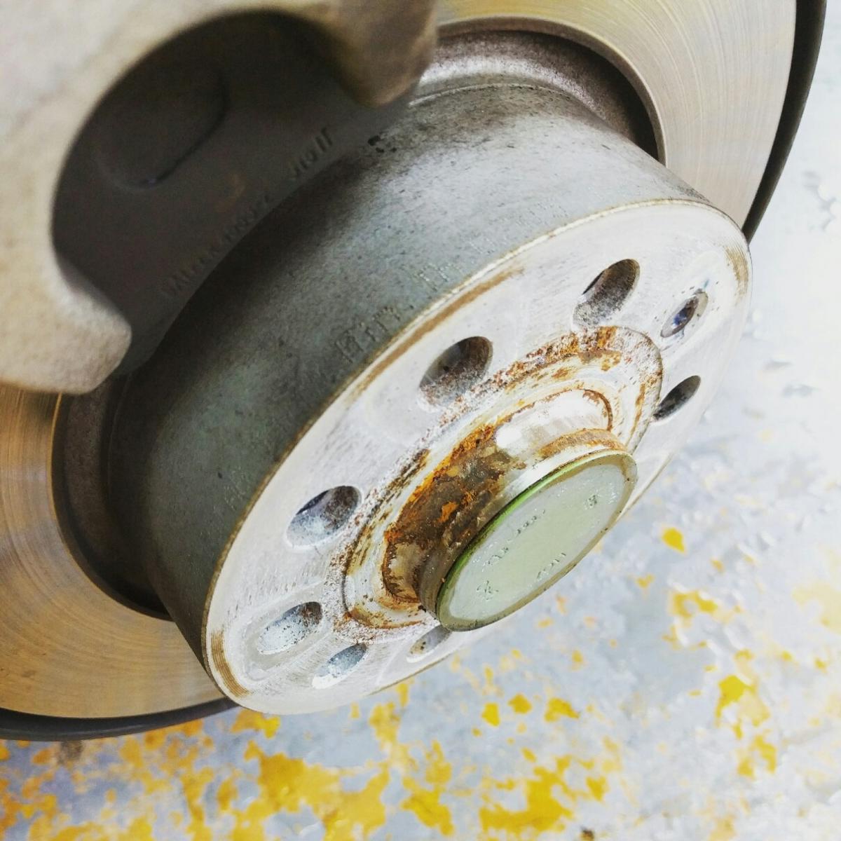 Rust on wheel hub - Skoda Octavia Mk3 (2013 - 2020) - BRISKODA