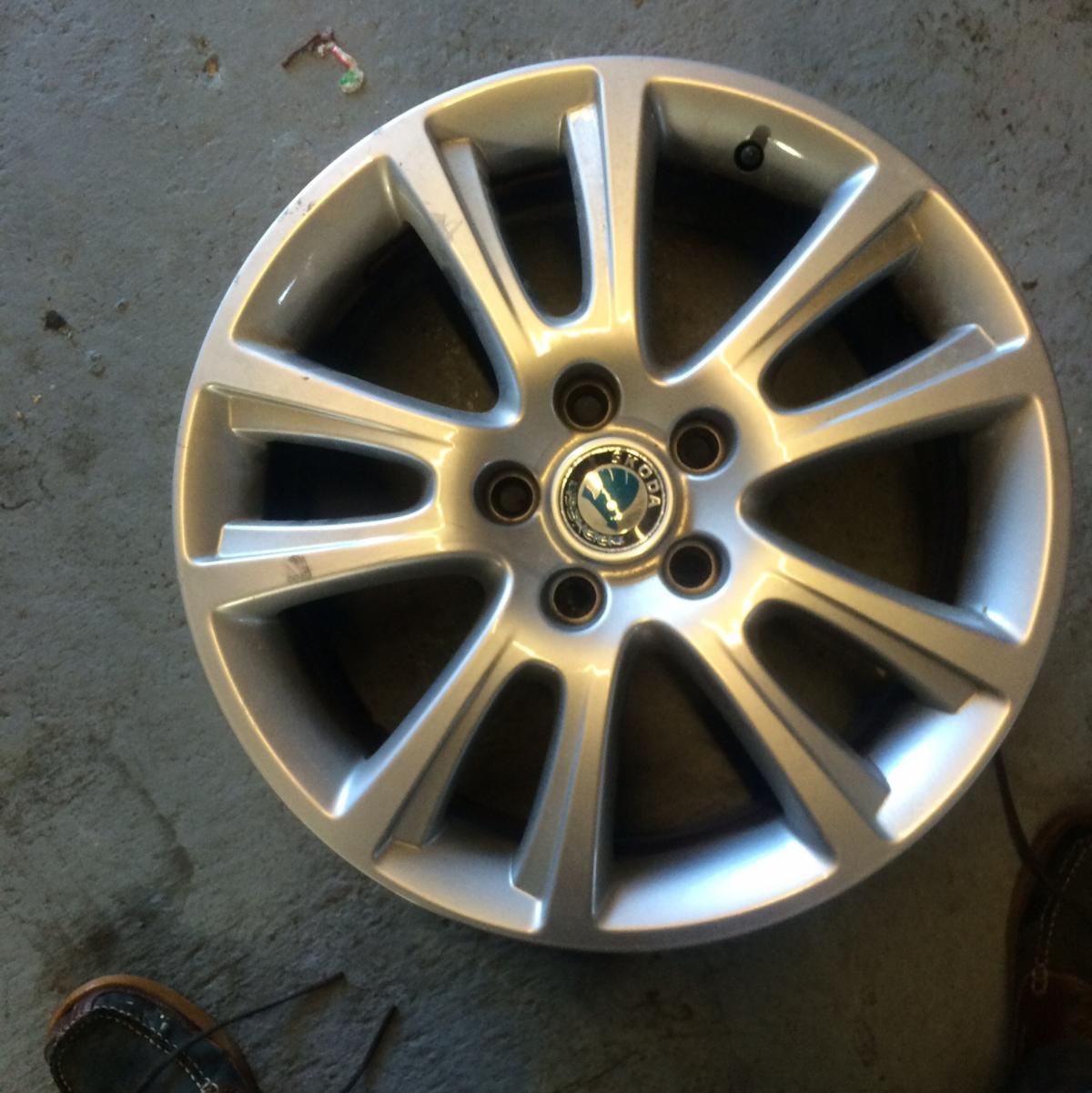 17" skoda vrs mk2 alloy wheel - Parts For Sale - BRISKODA