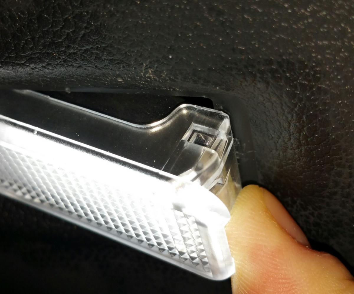 Boot lights - Skoda Superb Mk3 (2015 - 2023) - BRISKODA