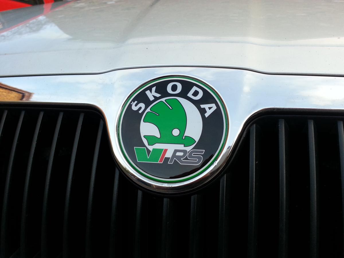 Bonnet badge replacement....... - Skoda Octavia Mk1 (1996-2004) - BRISKODA