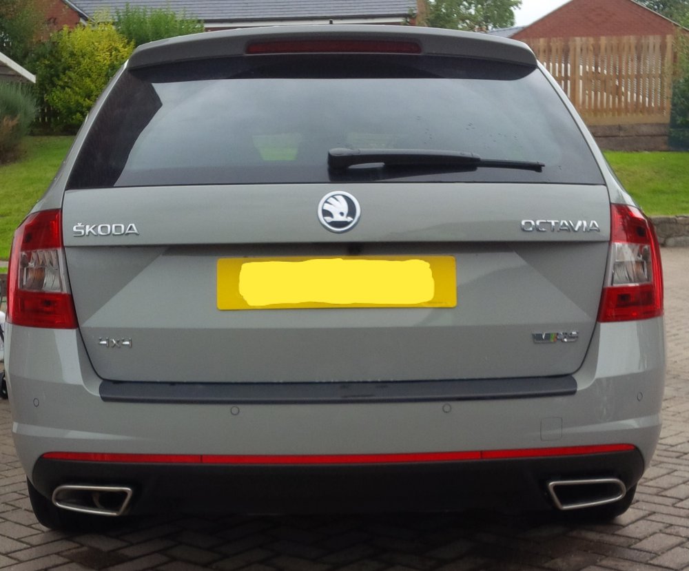 Vrs estate boot protection - Skoda Octavia Mk3 (2013 - 2020) - BRISKODA