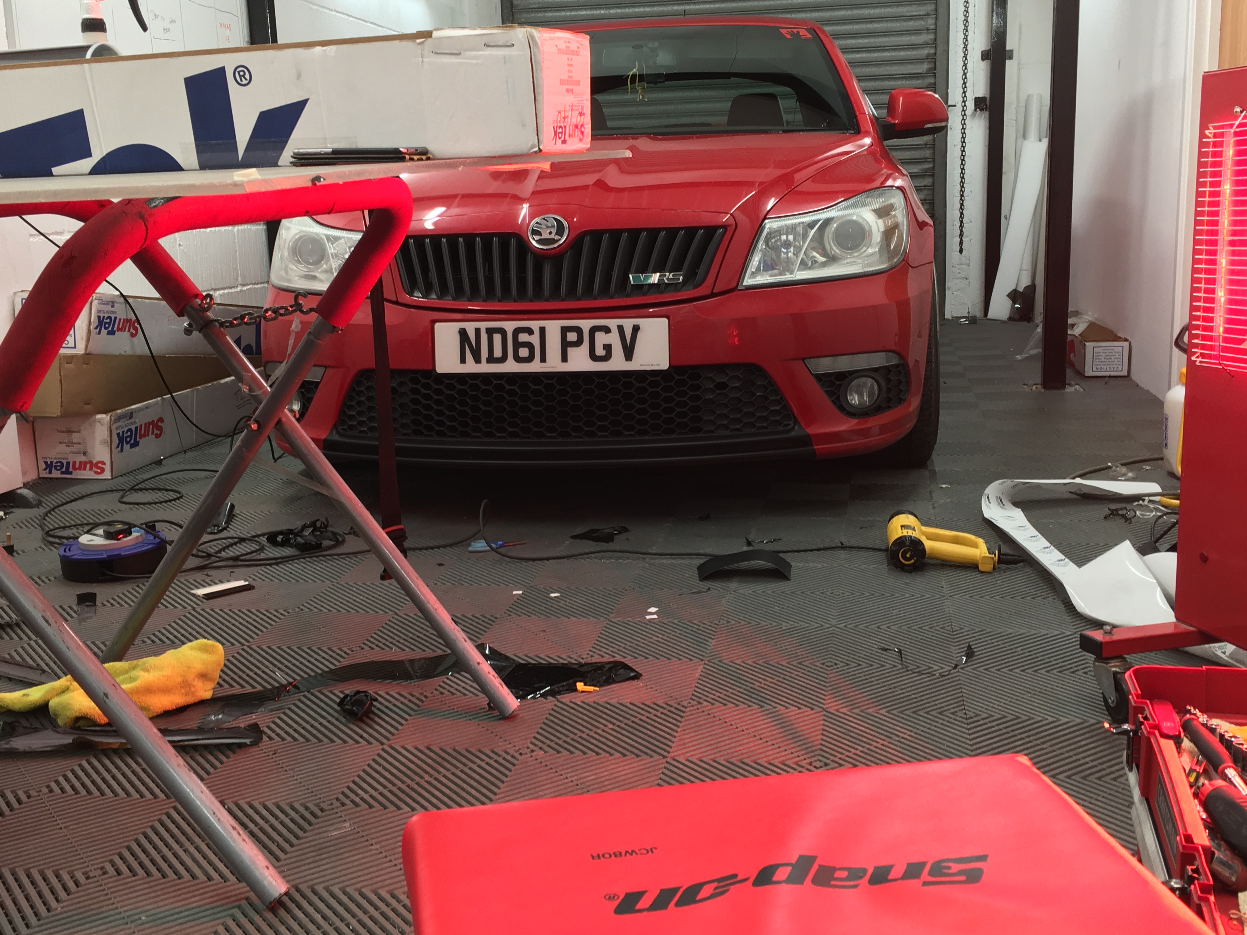 Red facelift Vrs - Octavia Projects - BRISKODA