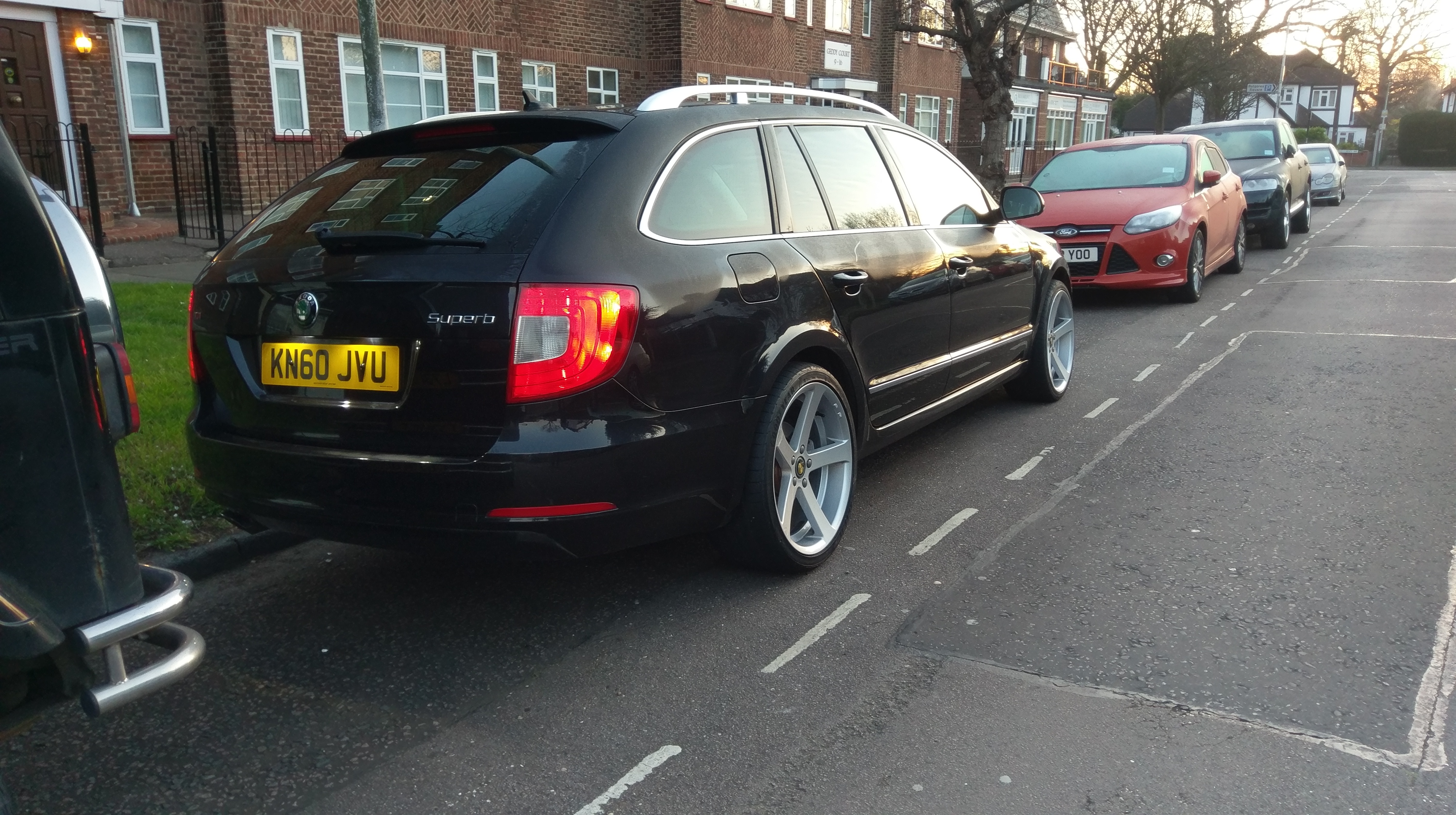 Will 19x8,5" ET35 fit on a facelift mk2? - Skoda Superb Mk2 (2008-2015 ...