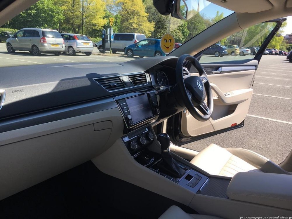 Variable Boot Floor - Aftermarket Solution - Skoda Superb Mk3 (2015 ...