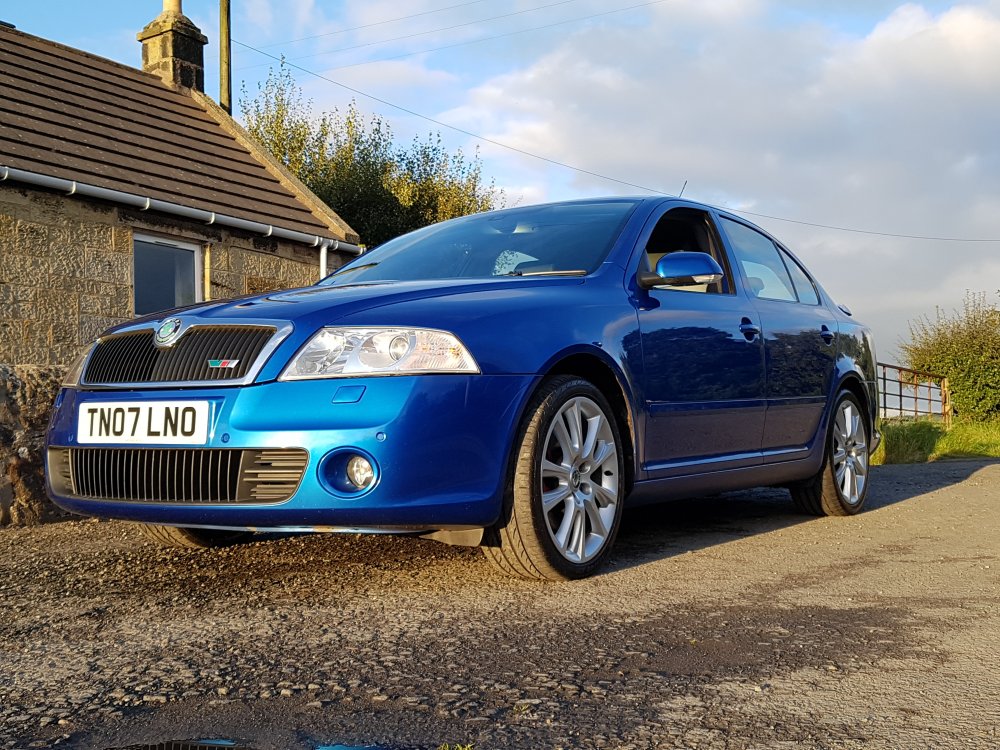 In back :-) - Skoda Octavia Mk2 (2004 - 2013) - BRISKODA