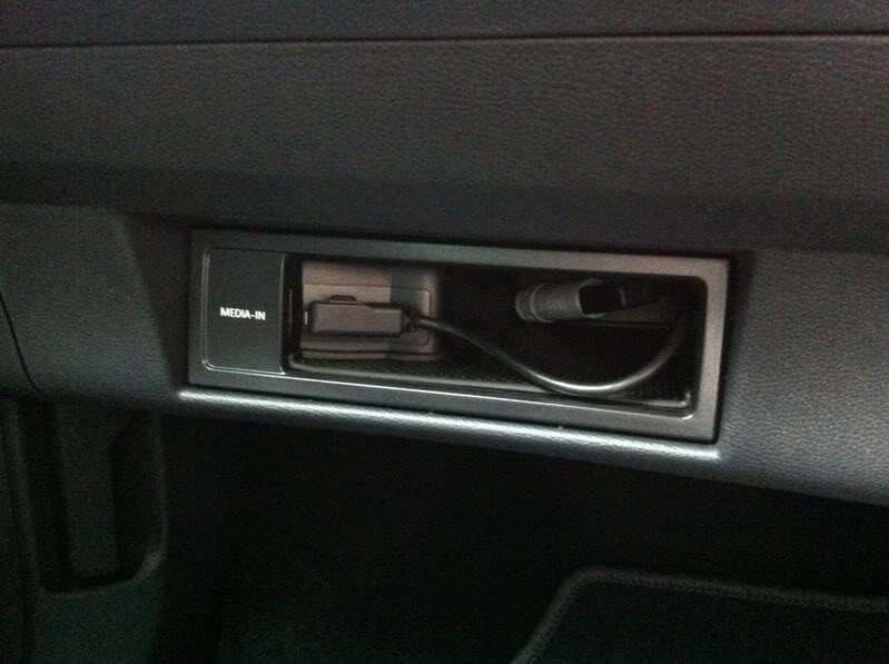 USB on a swing radio? - Skoda Fabia Mk2 (2007-2014) - BRISKODA