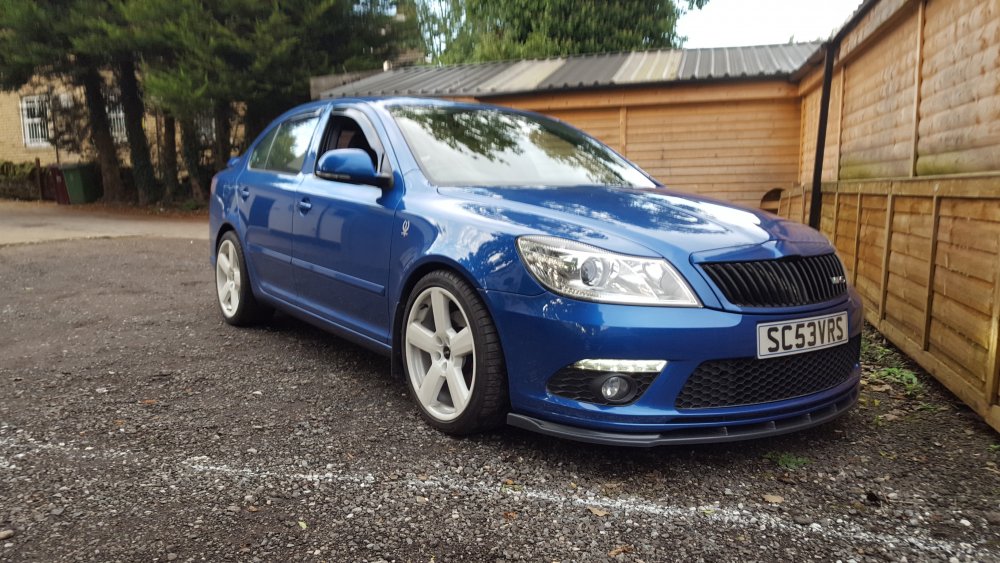 Chrome surround on front grill? - Skoda Octavia Mk2 (2004 - 2013 ...