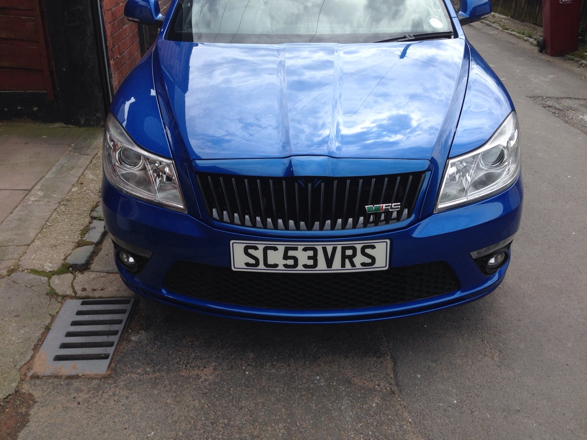 Chrome surround on front grill? - Skoda Octavia Mk2 (2004 - 2013 ...