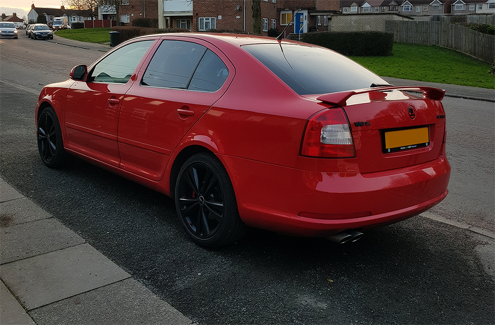 Red Octavia VRS mk2 - Octavia Projects - BRISKODA