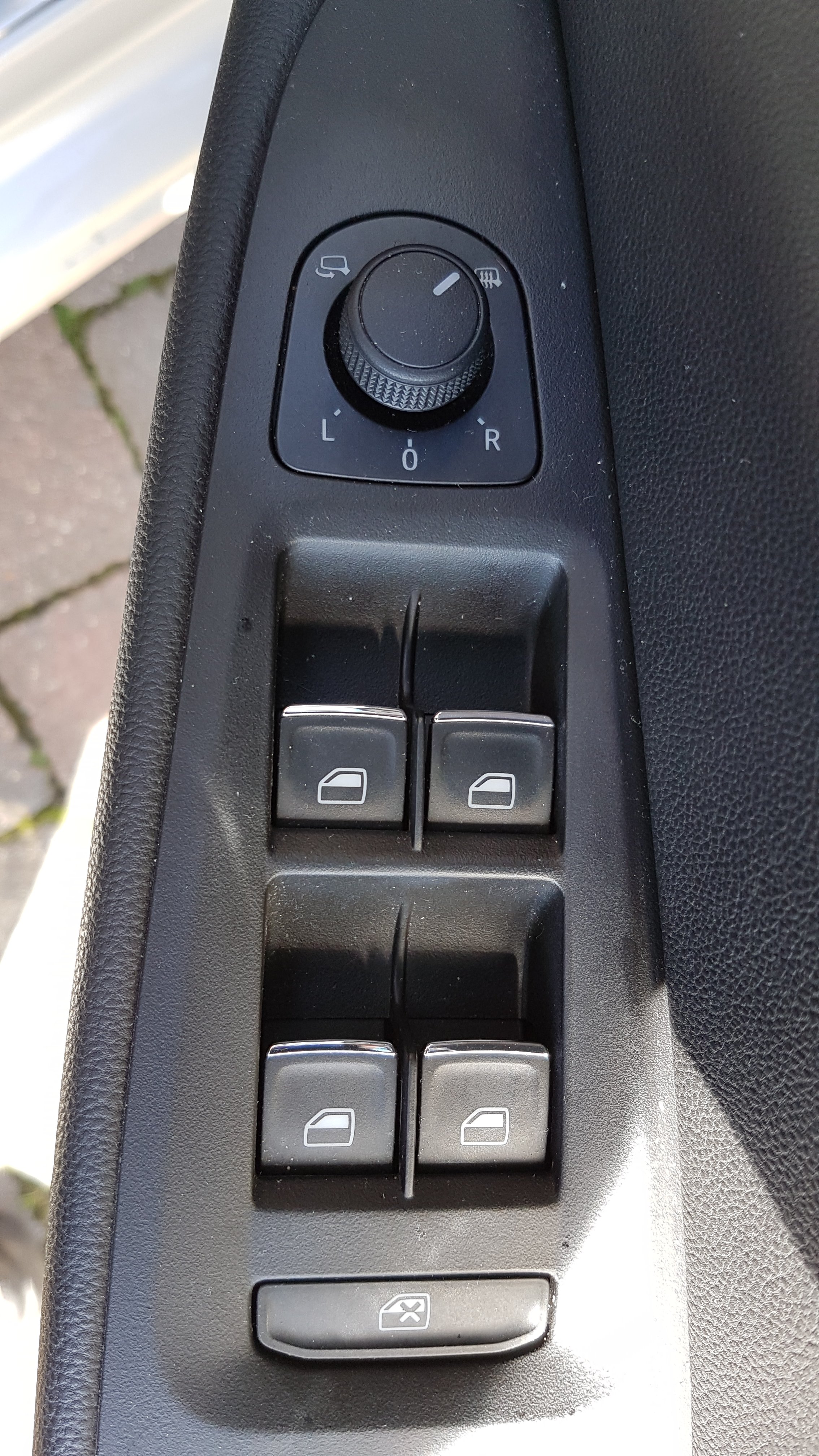 How to pimp your headlight switch - Skoda Octavia Mk3 (2013 - 2020 ...