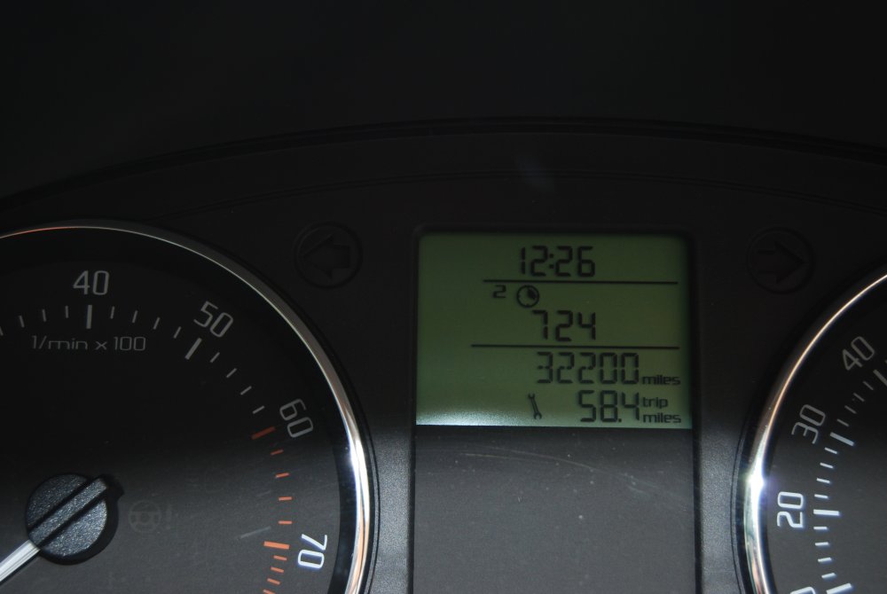 LED service interval display - Skoda Roomster (2006-2015) - BRISKODA