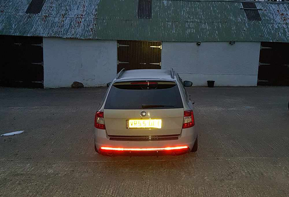 Milotec 'Carbon' Combi Spoiler extension - Skoda Octavia Mk3 (2013 ...