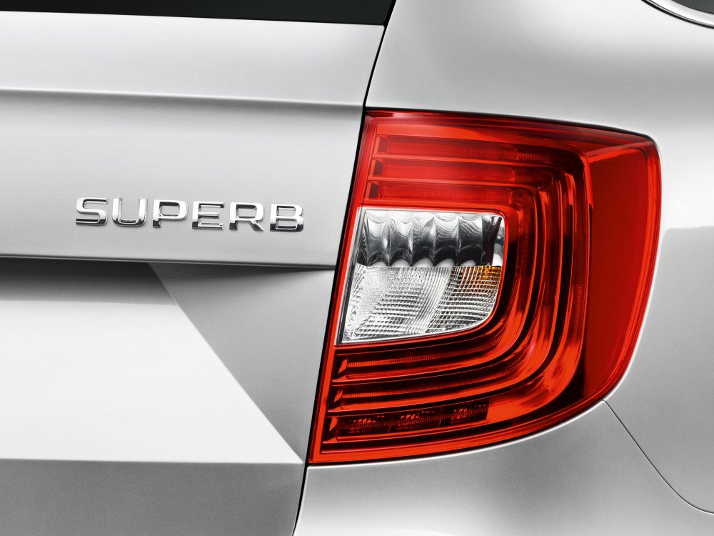 Skoda superb led tail lights store