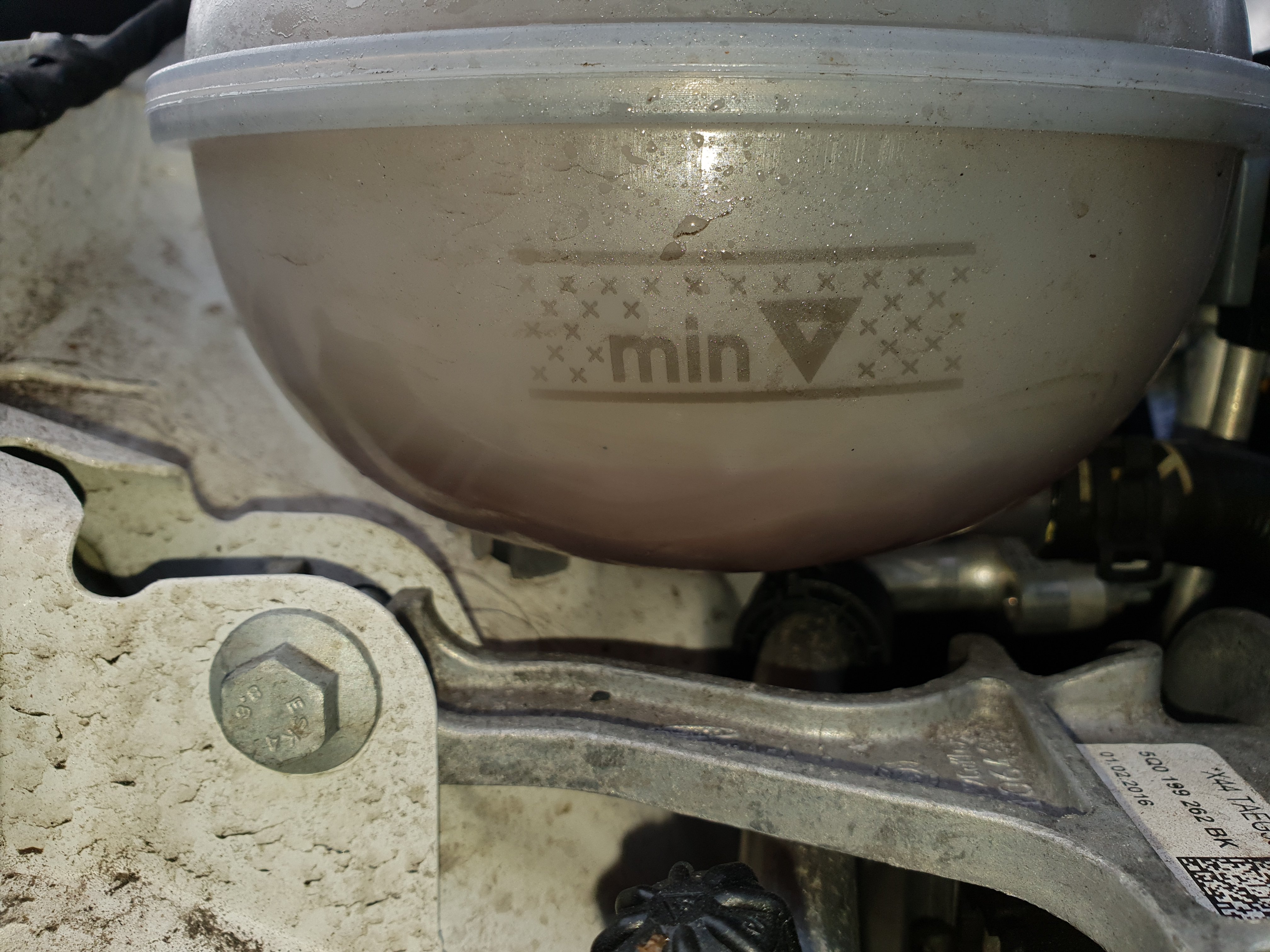 Skoda octavia engine coolant store