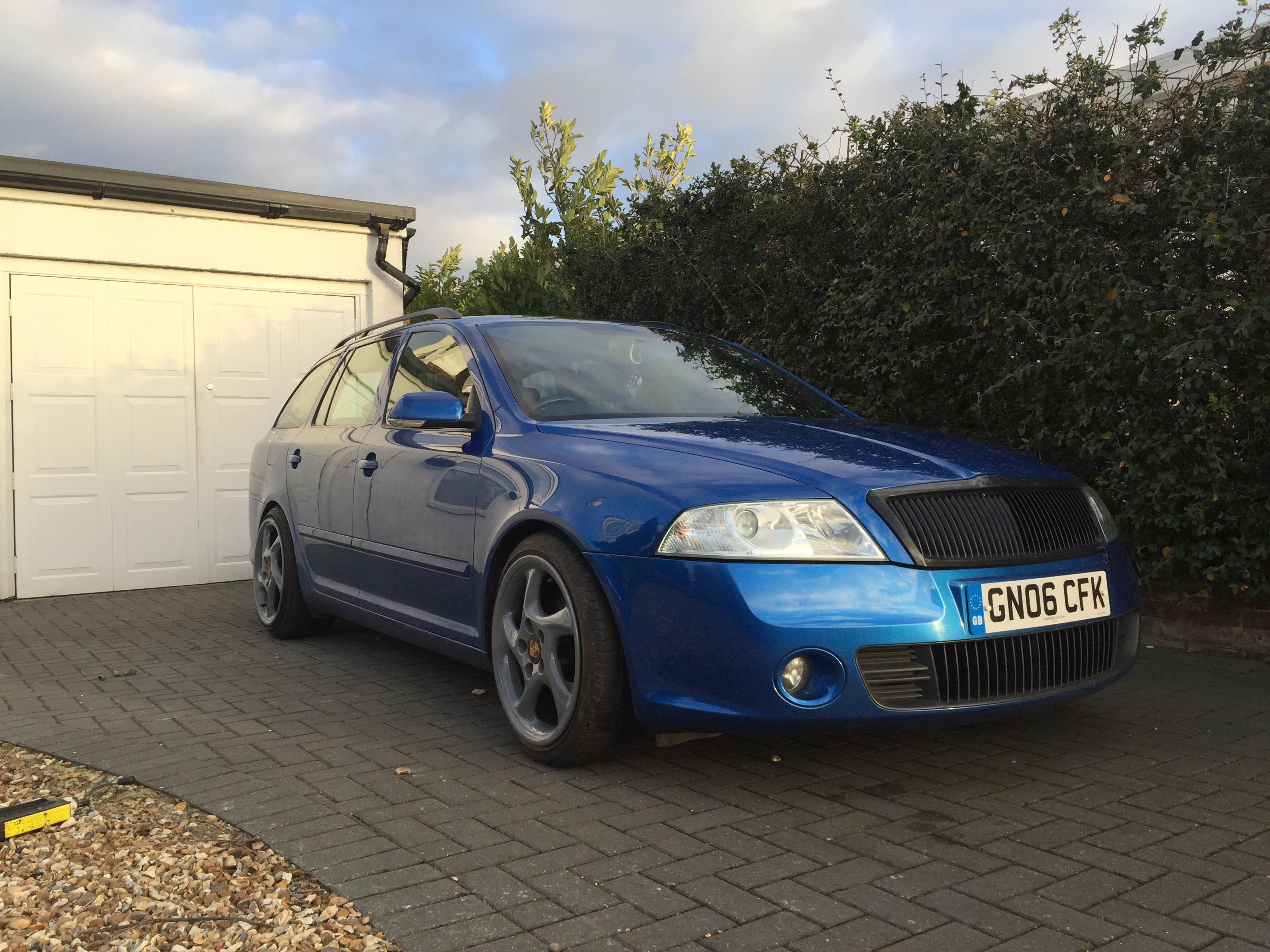 Hi here is my mk2 octavia vrs estate on Porsche wheels - Hellos and ...