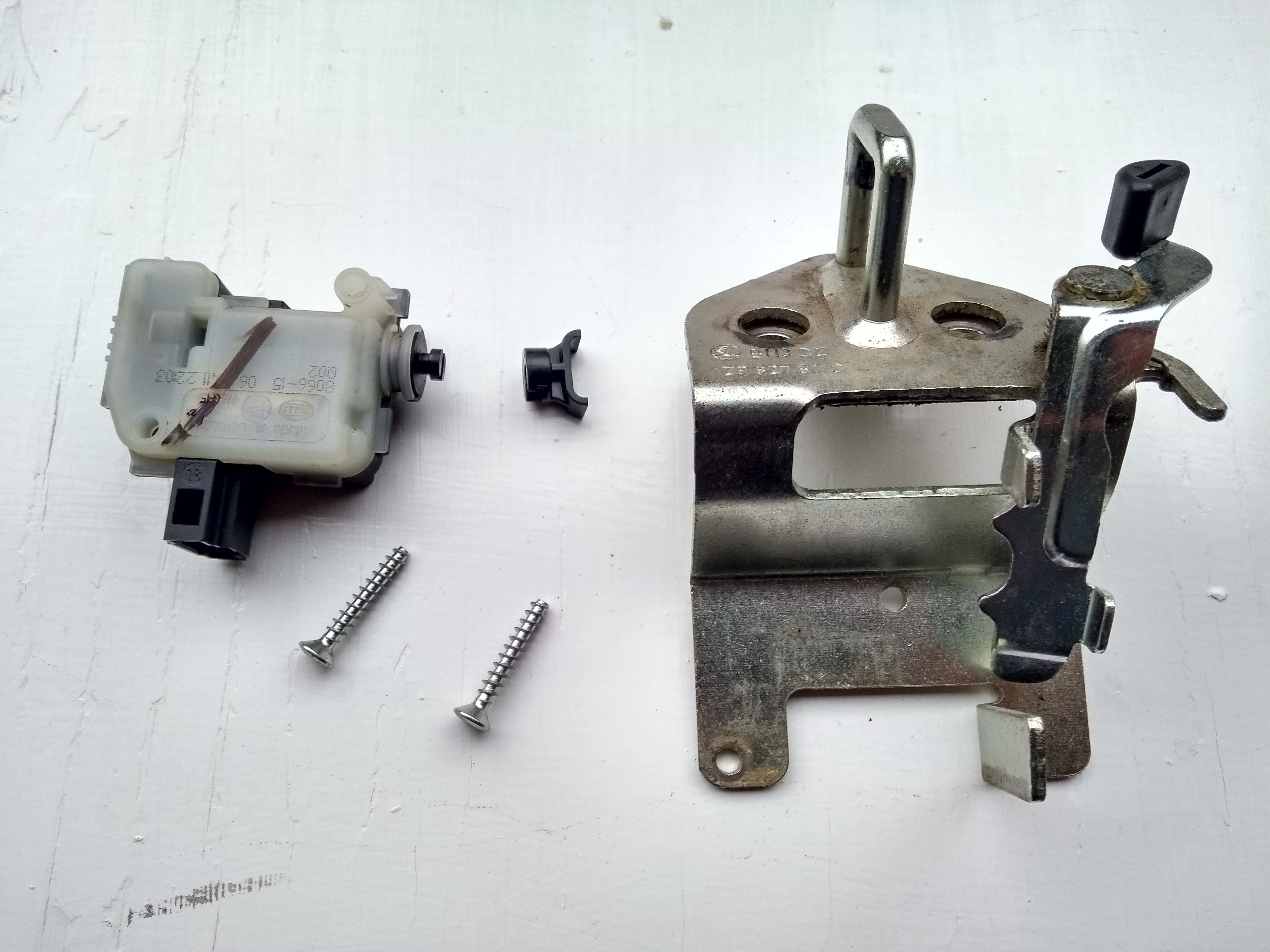 Help me, my boot won't open! - Skoda Octavia Mk2 (2004 - 2013) - BRISKODA