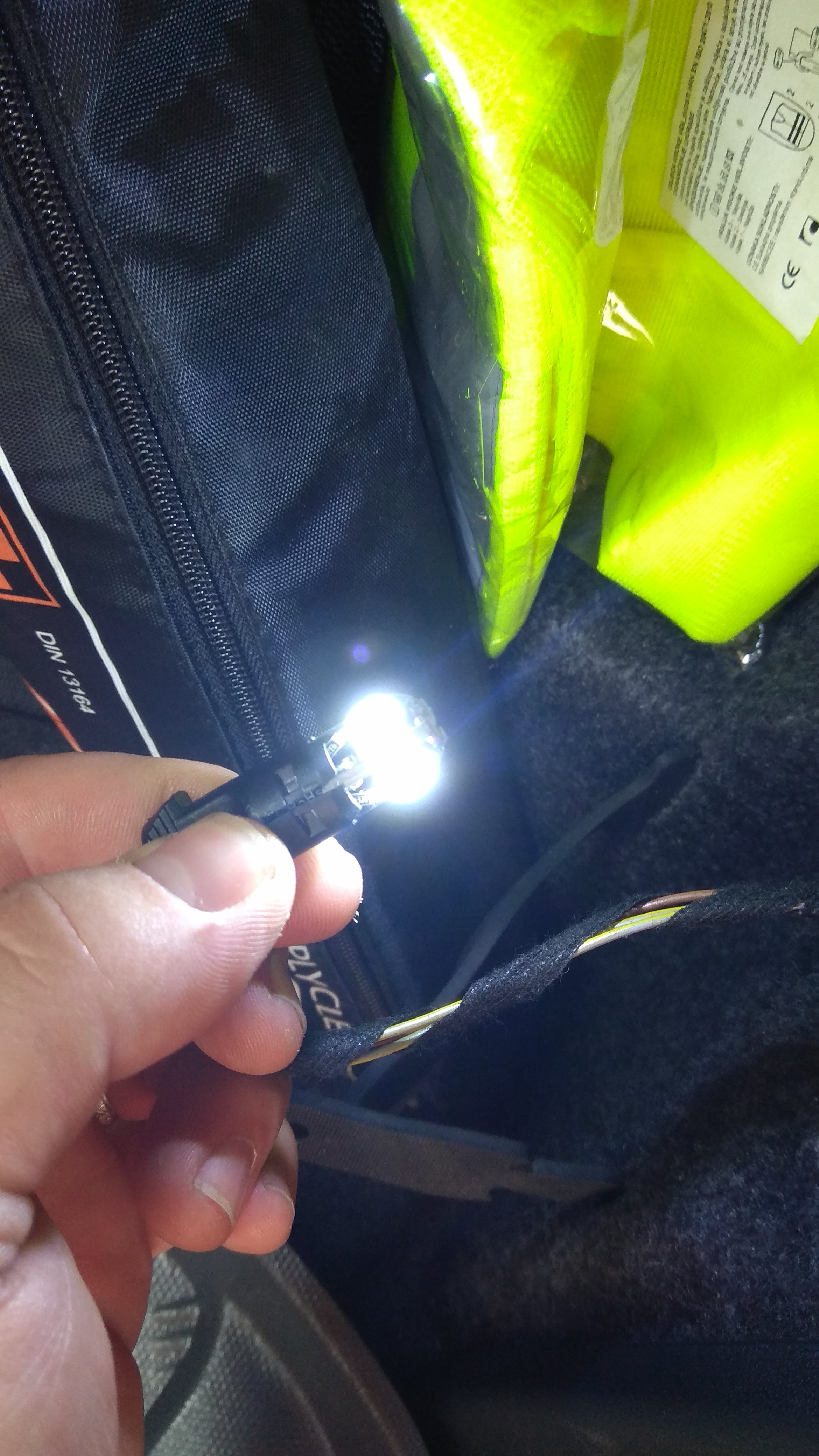 581 Bulb (LED) - Skoda Octavia Mk2 (2004 - 2013) - BRISKODA