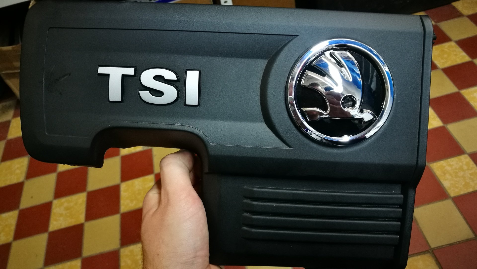 1.2 TSI engine cover - Skoda Fabia Mk3 (2014-2021) - BRISKODA