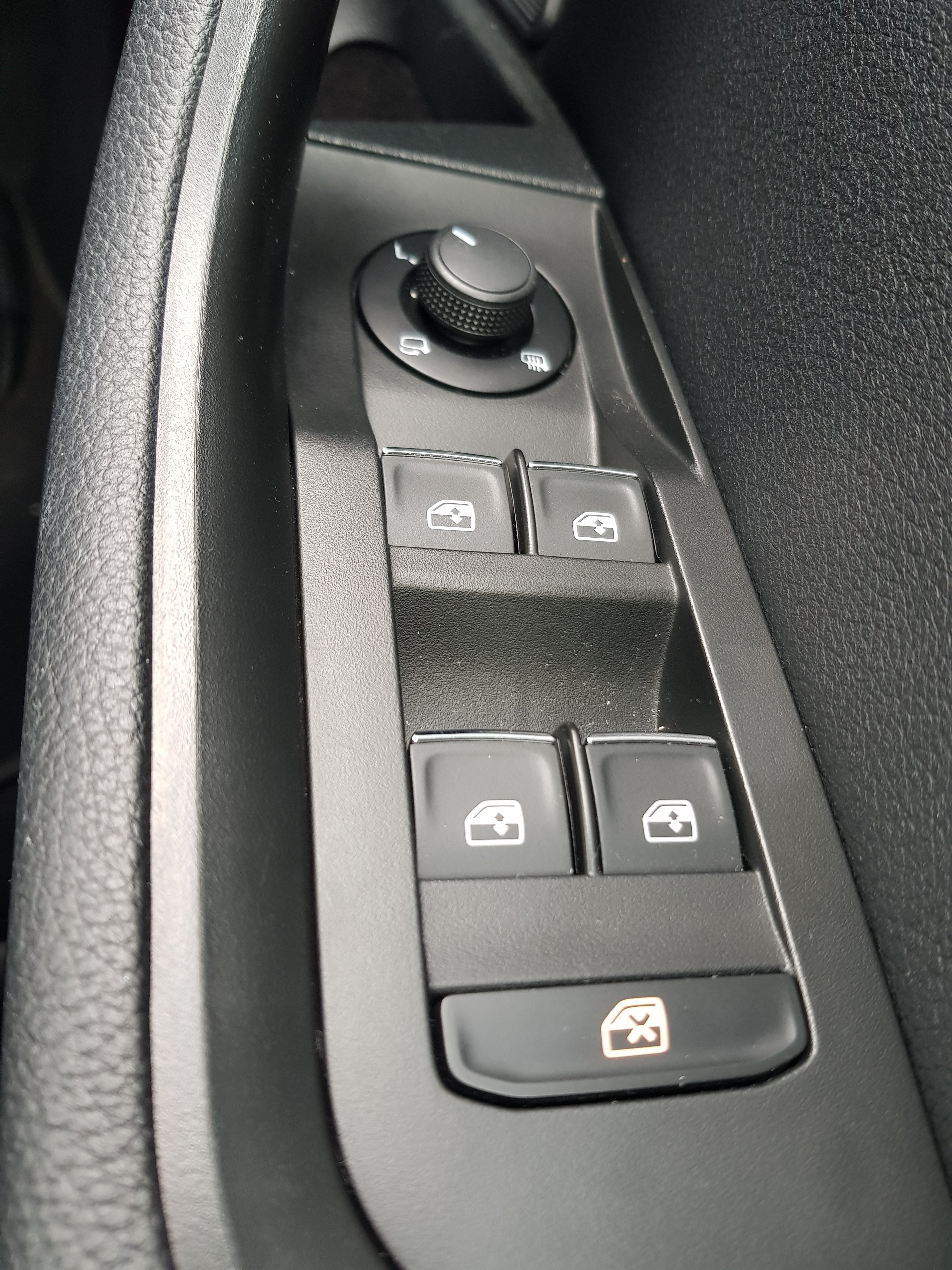 Chrome window switches retrofit? - Skoda Superb Mk3 (2015 - 2023 ...