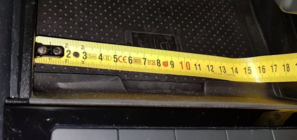 Phonebox dimensions - Skoda Octavia Mk3 (2013 - 2020) - BRISKODA