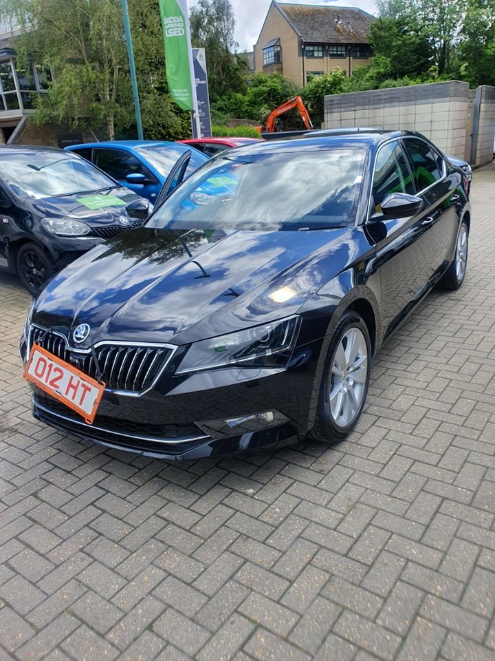 Reversing camera main dealer - Skoda Superb Mk3 (2015 - 2023) - BRISKODA