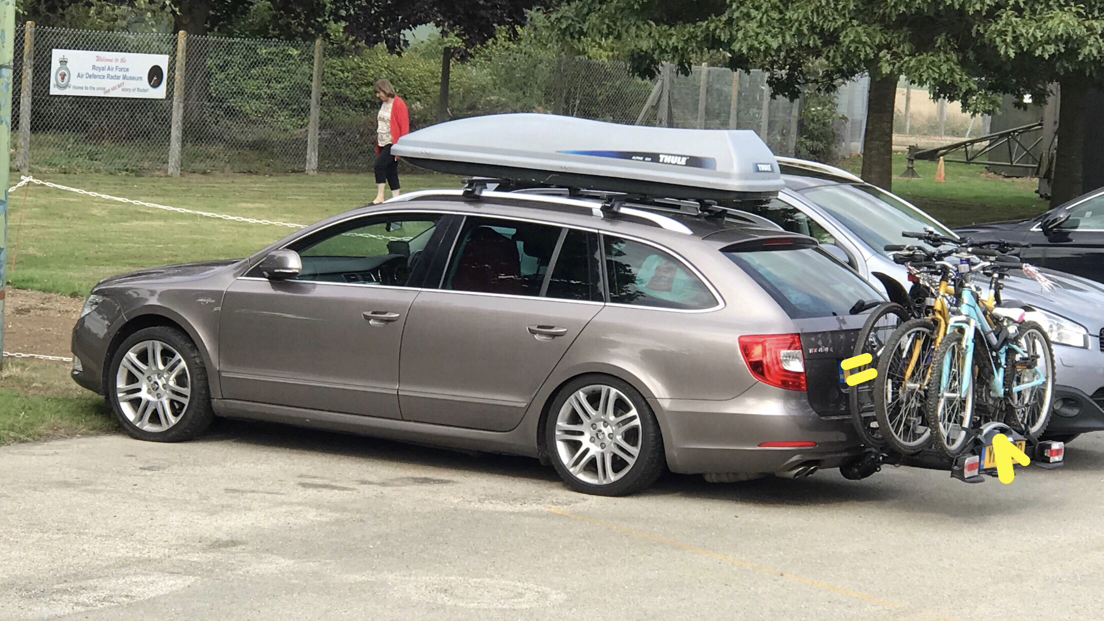 Combi Rear Suspension Mod for French Trip - Skoda Superb Mk2 (2008-2015 ...