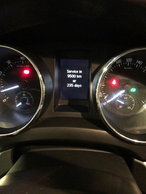 Gear shows screwdriver icon - Skoda Yeti - BRISKODA