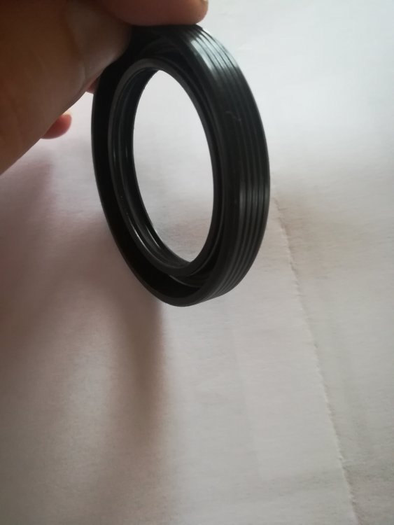 Changing driveshaft - Skoda Favorit, Skoda Felicia, Skoda Fun and Skoda ...