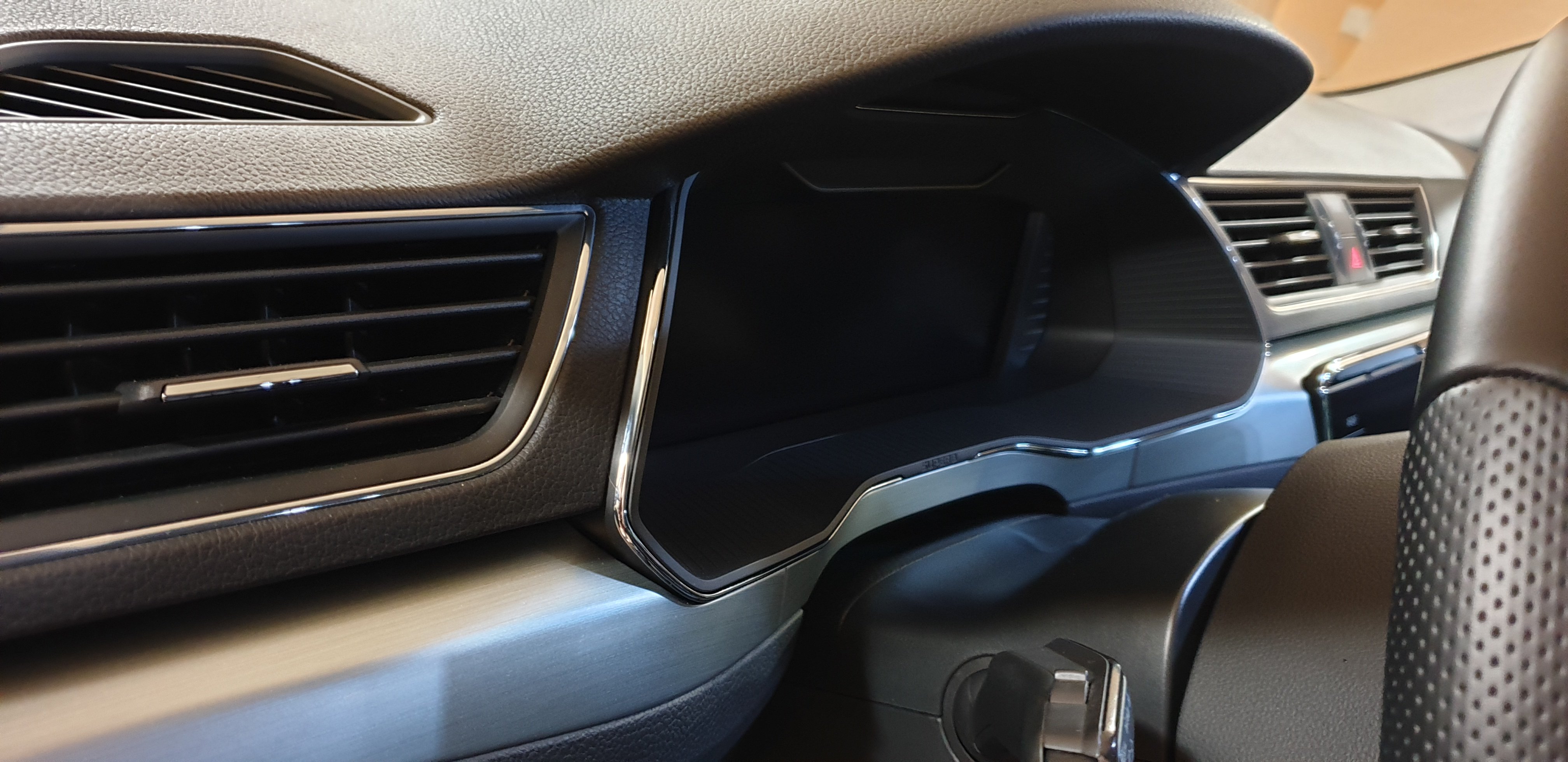 MIB1 / MIB2 unit upgrade and Virtual cockpit retrofit - Skoda Superb ...