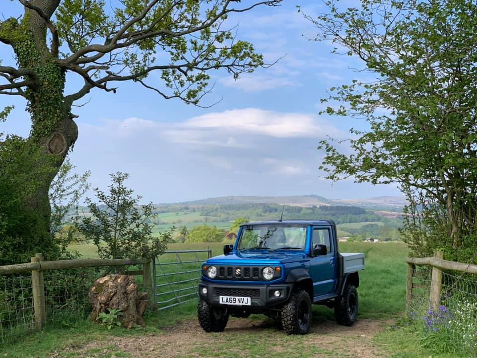 Video Suzuki Jimny vs Land Rover Defender. - General Automotive Chat ...