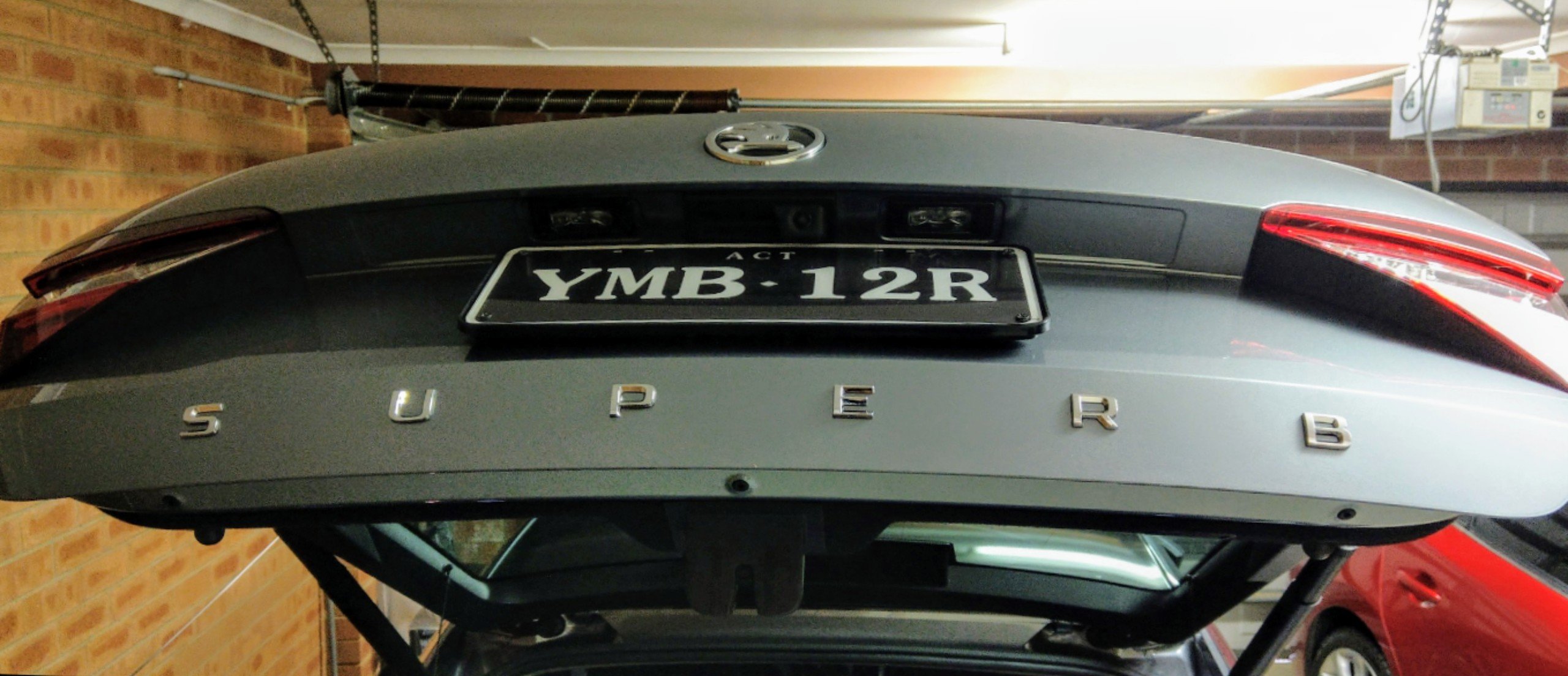 Rear bumper diffuser - Skoda Superb Mk3 (2015 - 2023) - BRISKODA