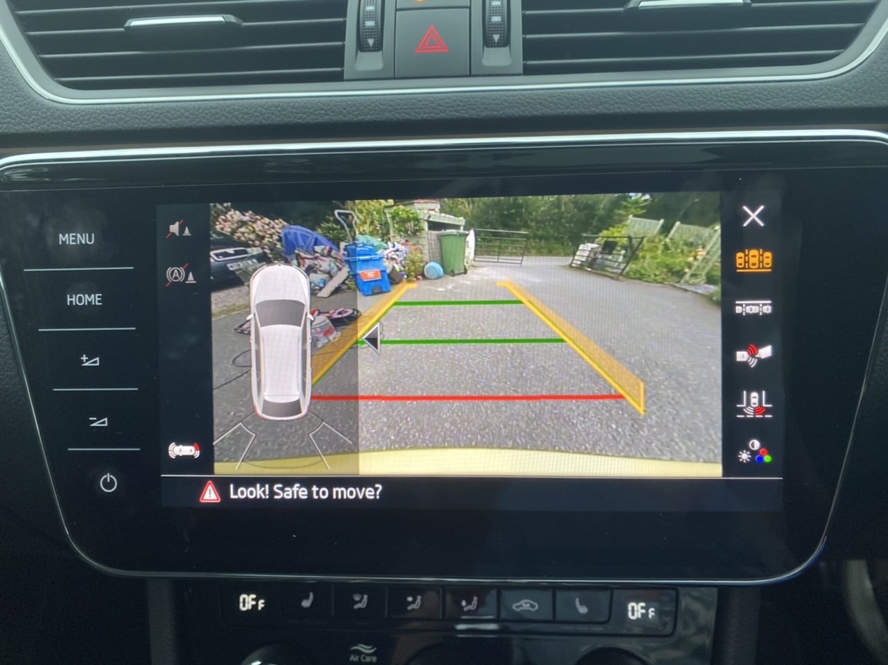 Reversing camera - Skoda Superb Mk3 (2015 - 2023) - BRISKODA