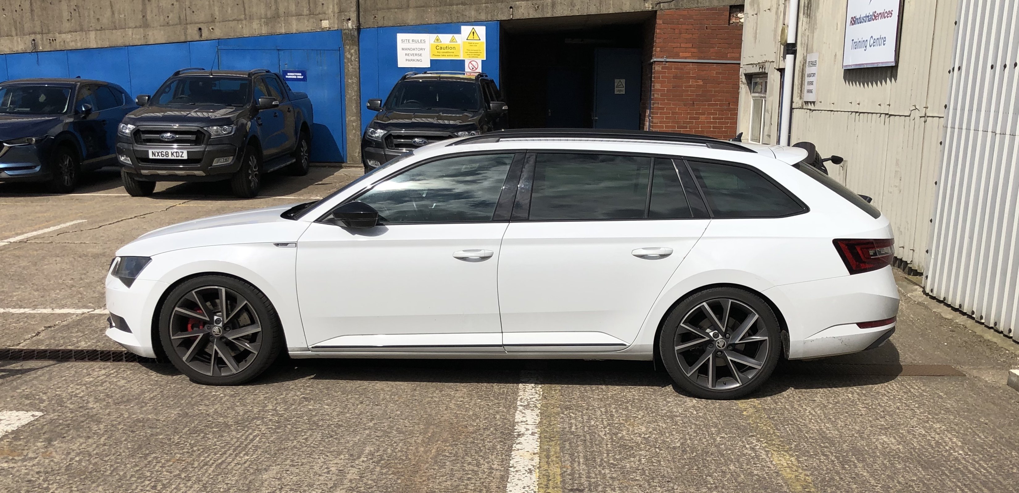 Lowering springs - Skoda Superb Mk3 (2015 - 2023) - BRISKODA