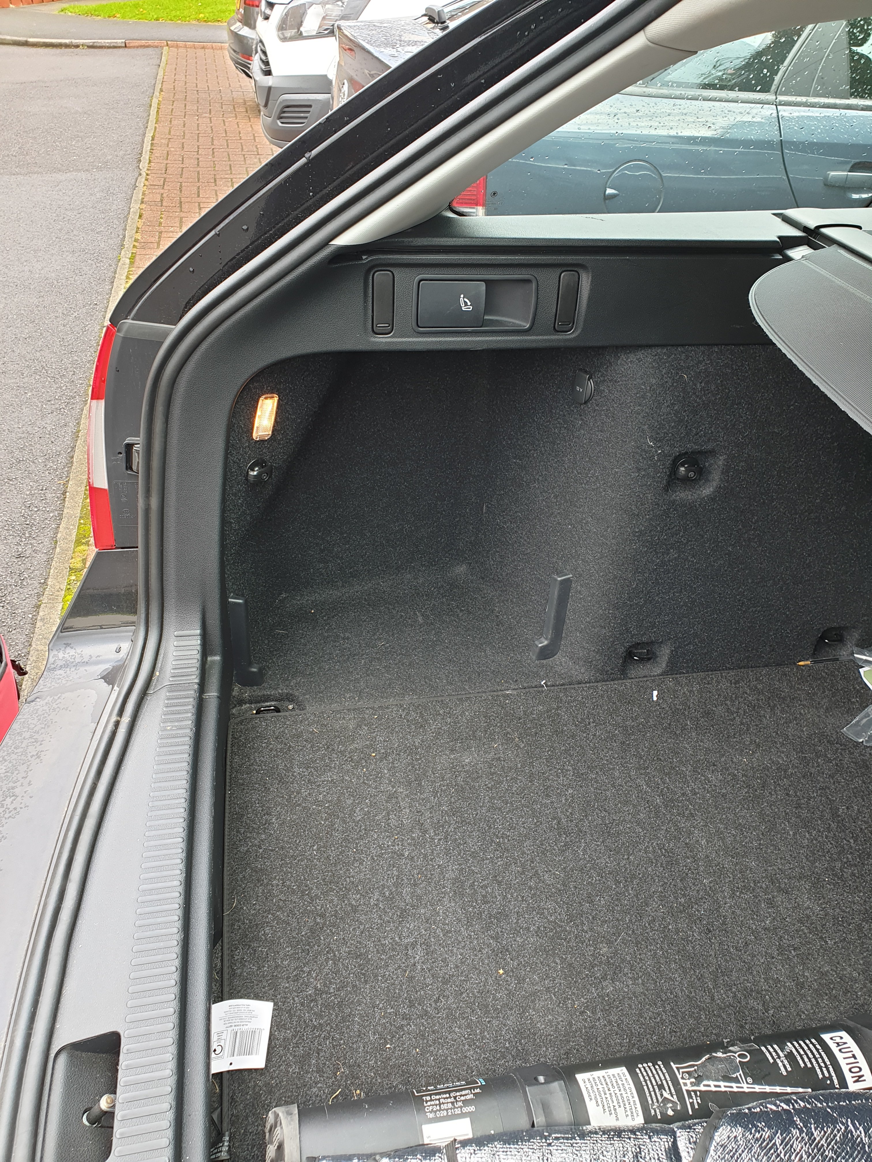 Boot compartment - Skoda Octavia Mk3 (2013 - 2020) - BRISKODA
